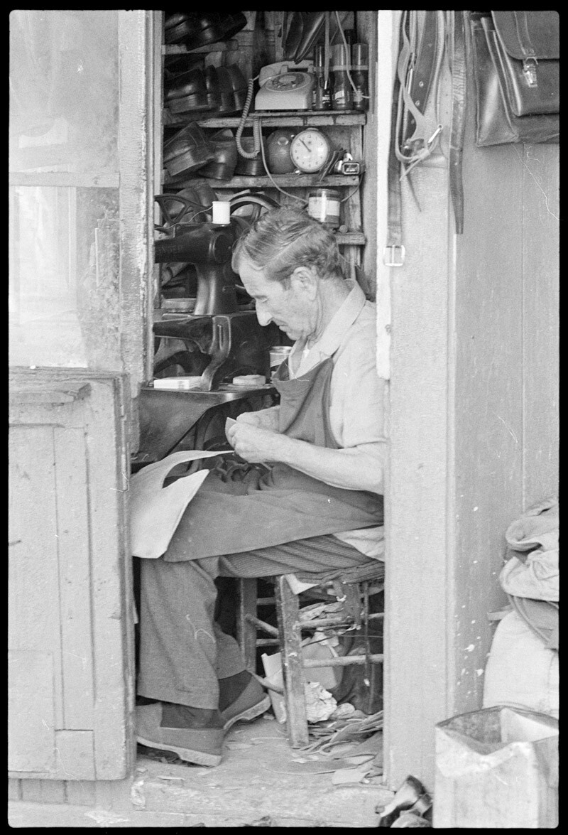 Μια βόλτα στην Αθήνα την τελευταία χρονιά της δεκαετίας του '70 | LiFO